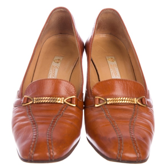 Gucci | Shoes | Authentic Gucci Leather Chain Link Heels Pumps Size 37 ...